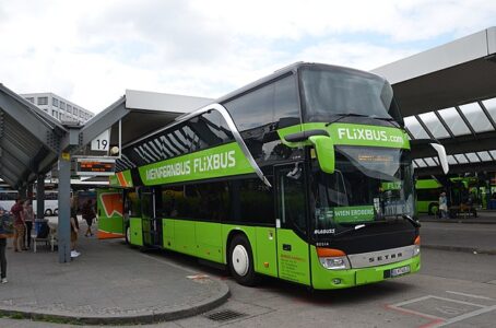 FLIXBUS 是什麼? 歐洲巴士訂票流程、評價&座位選擇 - 角落人文